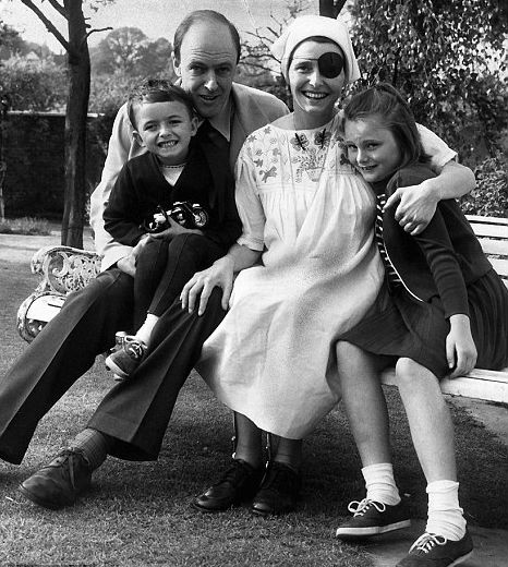 Meredy.com Classic Movies/Classic Stars Blog: #SUTS - Patricia Neal