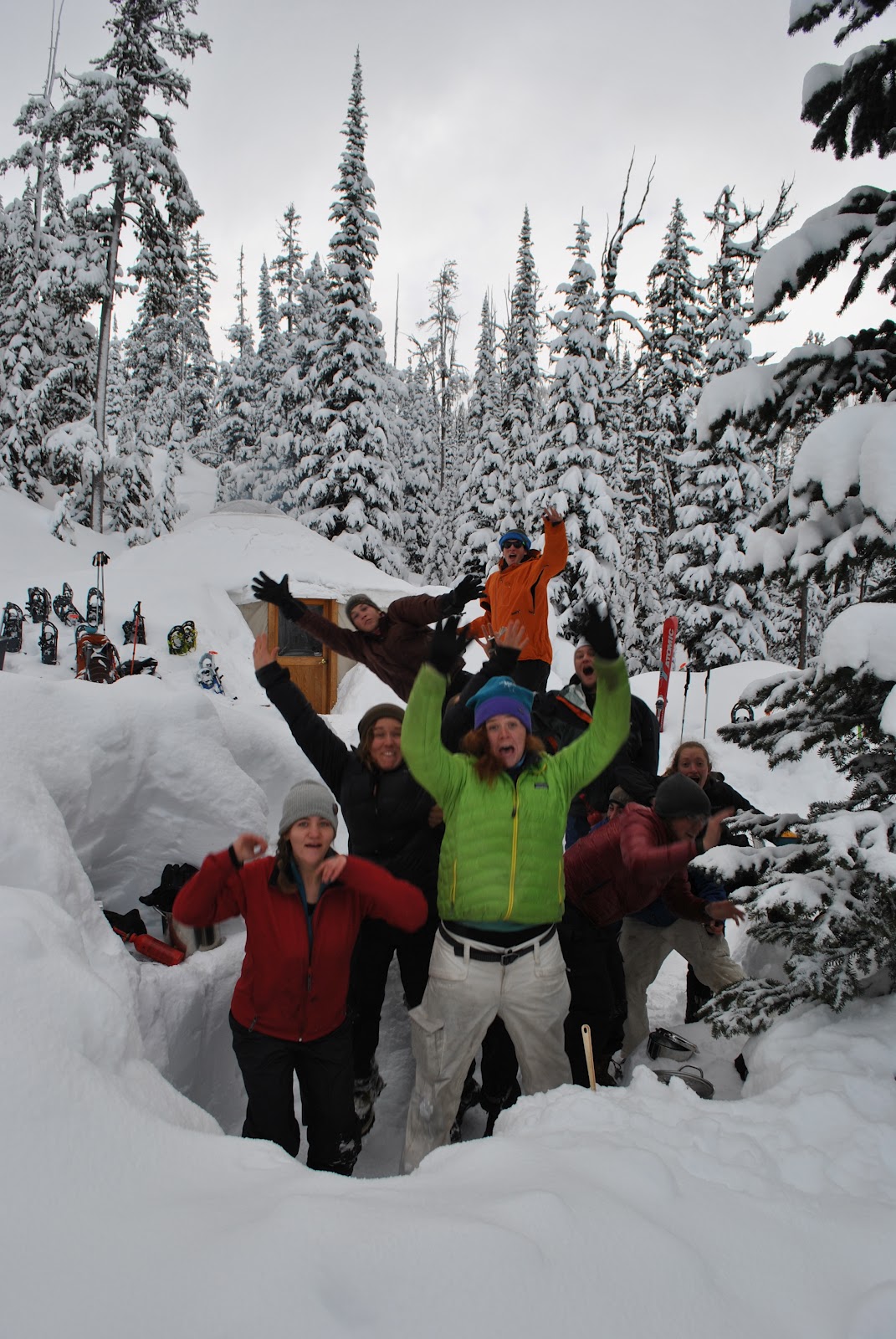 A View from the North Coast: Incredible Photos of the Aerie Avalanche ...