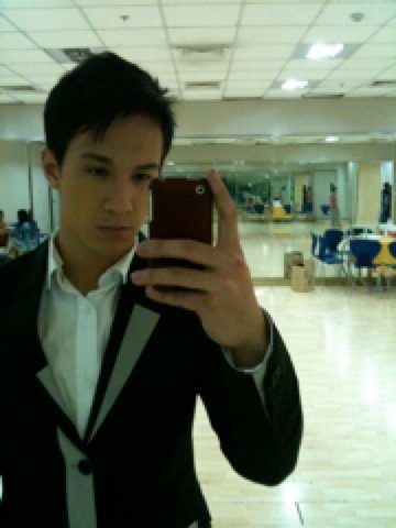 DEMIGODS: Ian Batherson is Back on Twitter!