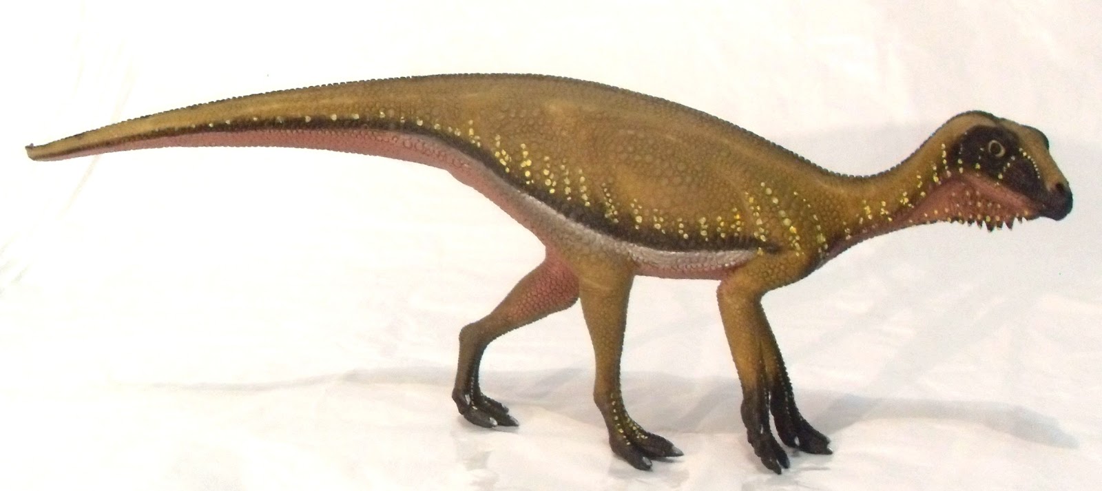 IluzerArt"s - Dinossauros em Resina: Sacisaurus agudoensis