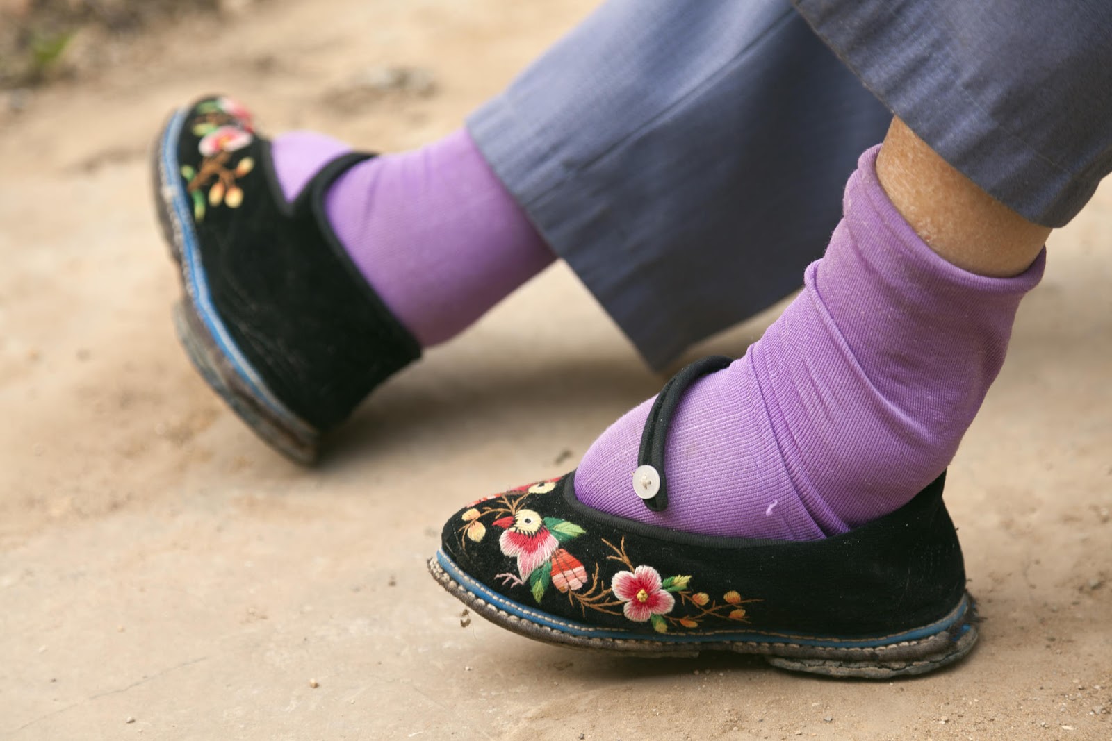 9 Sepatu Paling Aneh dalam Sejarah - GATSUONE BLOG