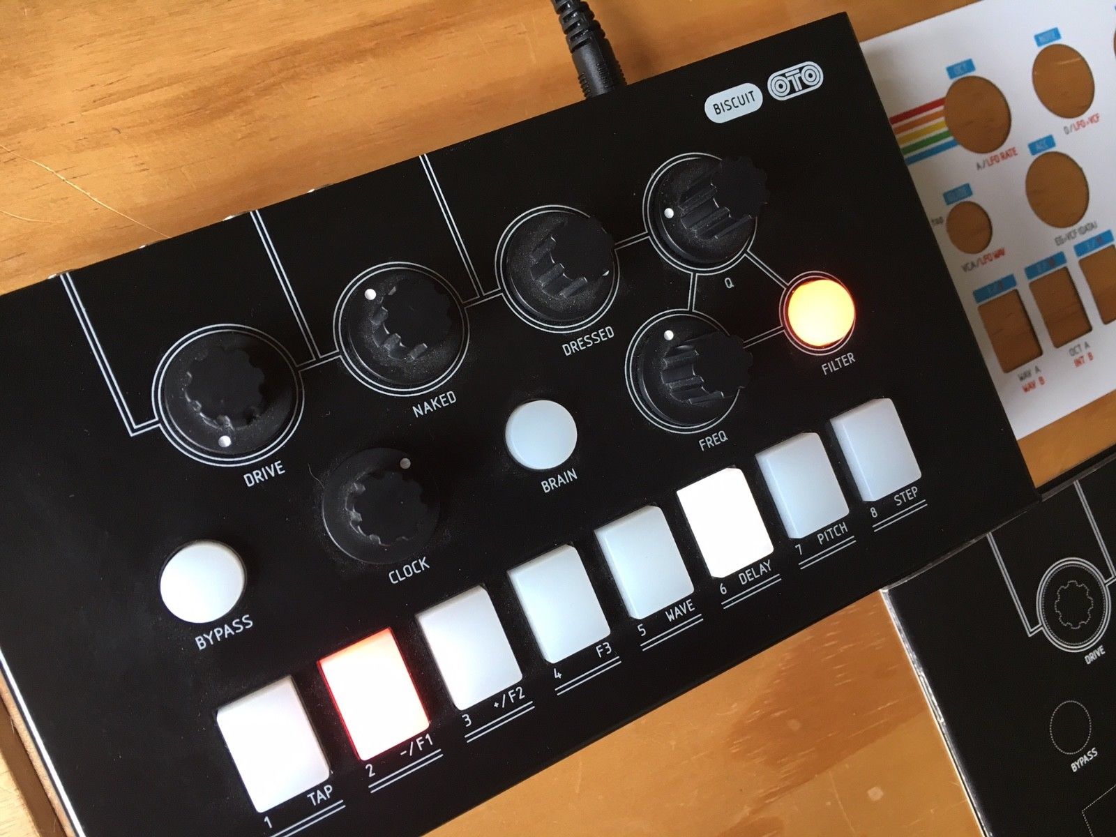 MATRIXSYNTH: OTO Machines Biscuit