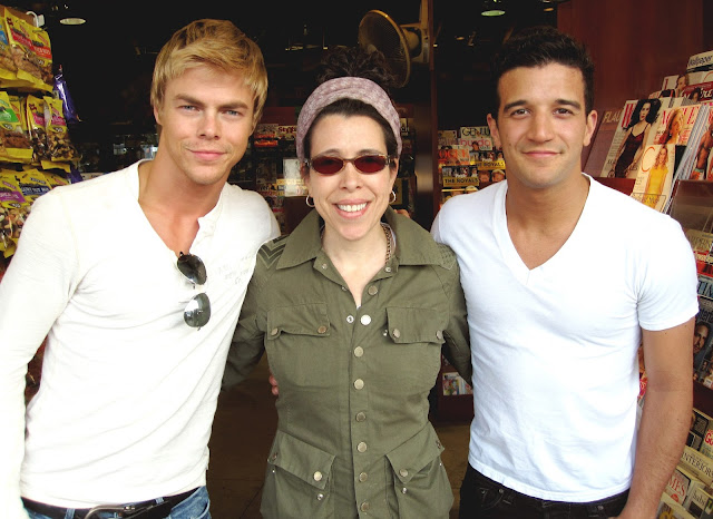 JILL ABRAMS: I KISSED A GIRL AND I LOVED IT - A Lesbian "Coming Out ...