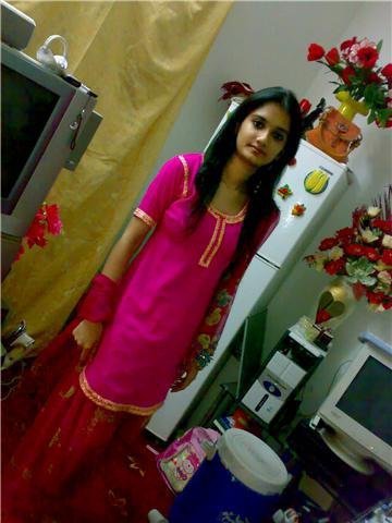 Pakistani Girl pic Album | Maham Pari