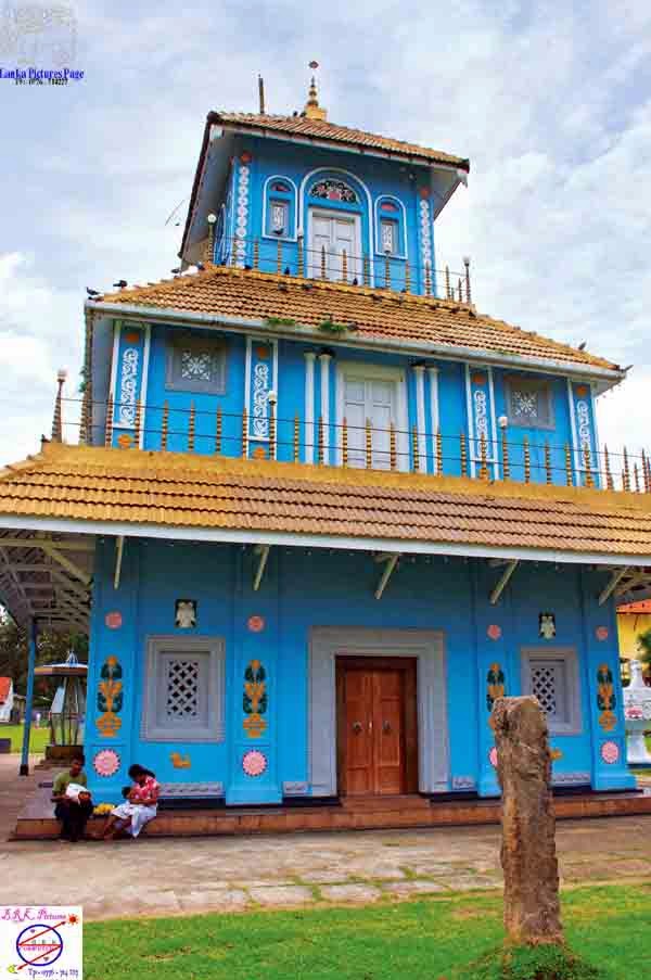 Lanka Pictures Page: Devinuwara (Dondra) Temple