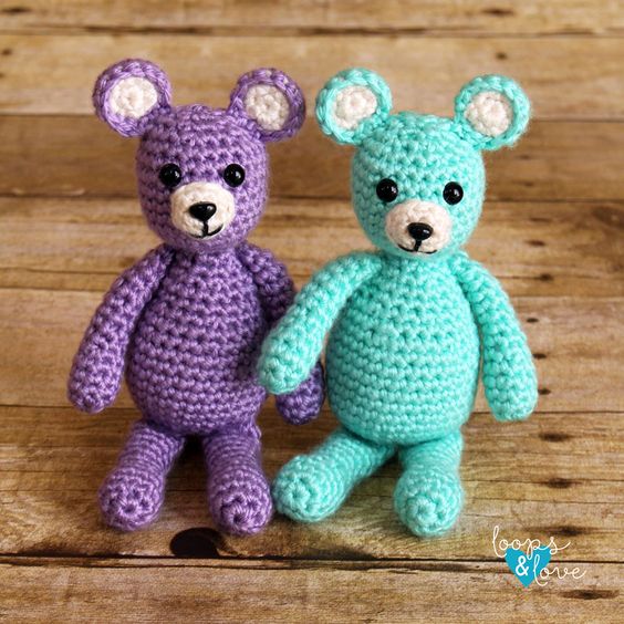 10 Quick and Easy Mini Amigurumi Patterns - Grace and Yarn
