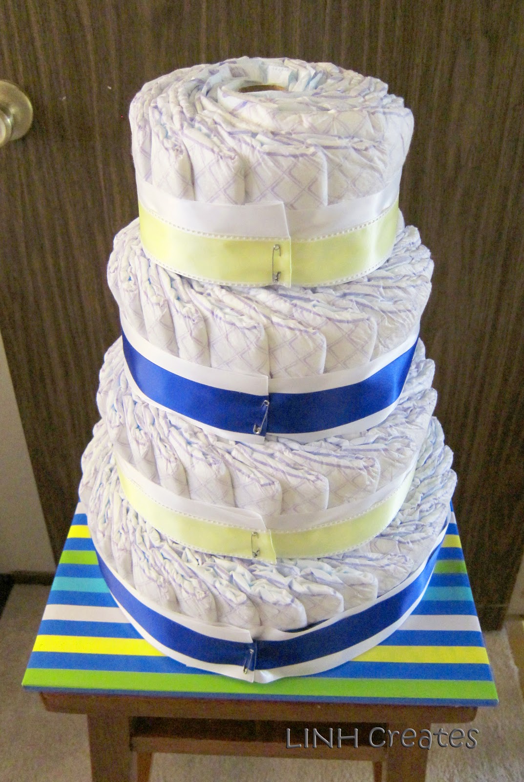 linh creates . . . paper crafts consume me: Tutorial: Diaper Cake