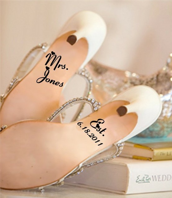 Spotted Ink: 5 Ways to Personalize Your Wedding Shoes