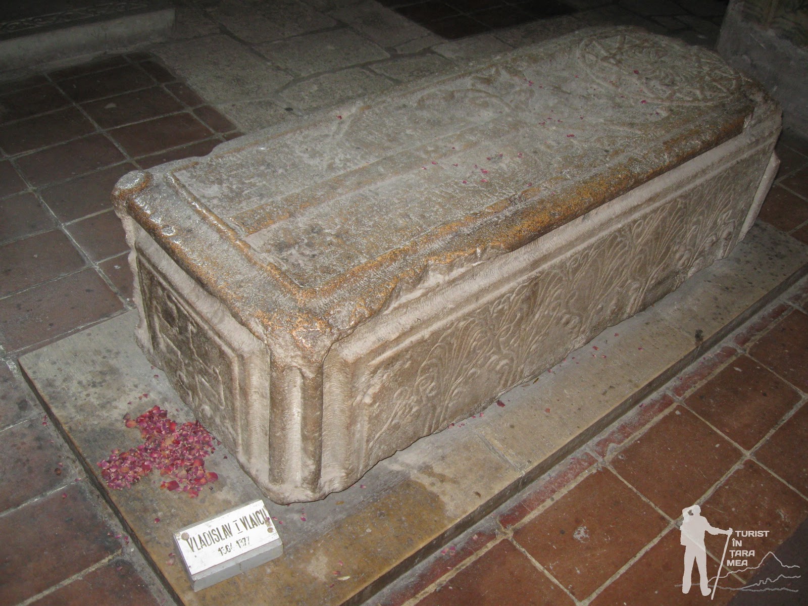 Biserica şi Curtea Domnească de la Curtea de Argeş