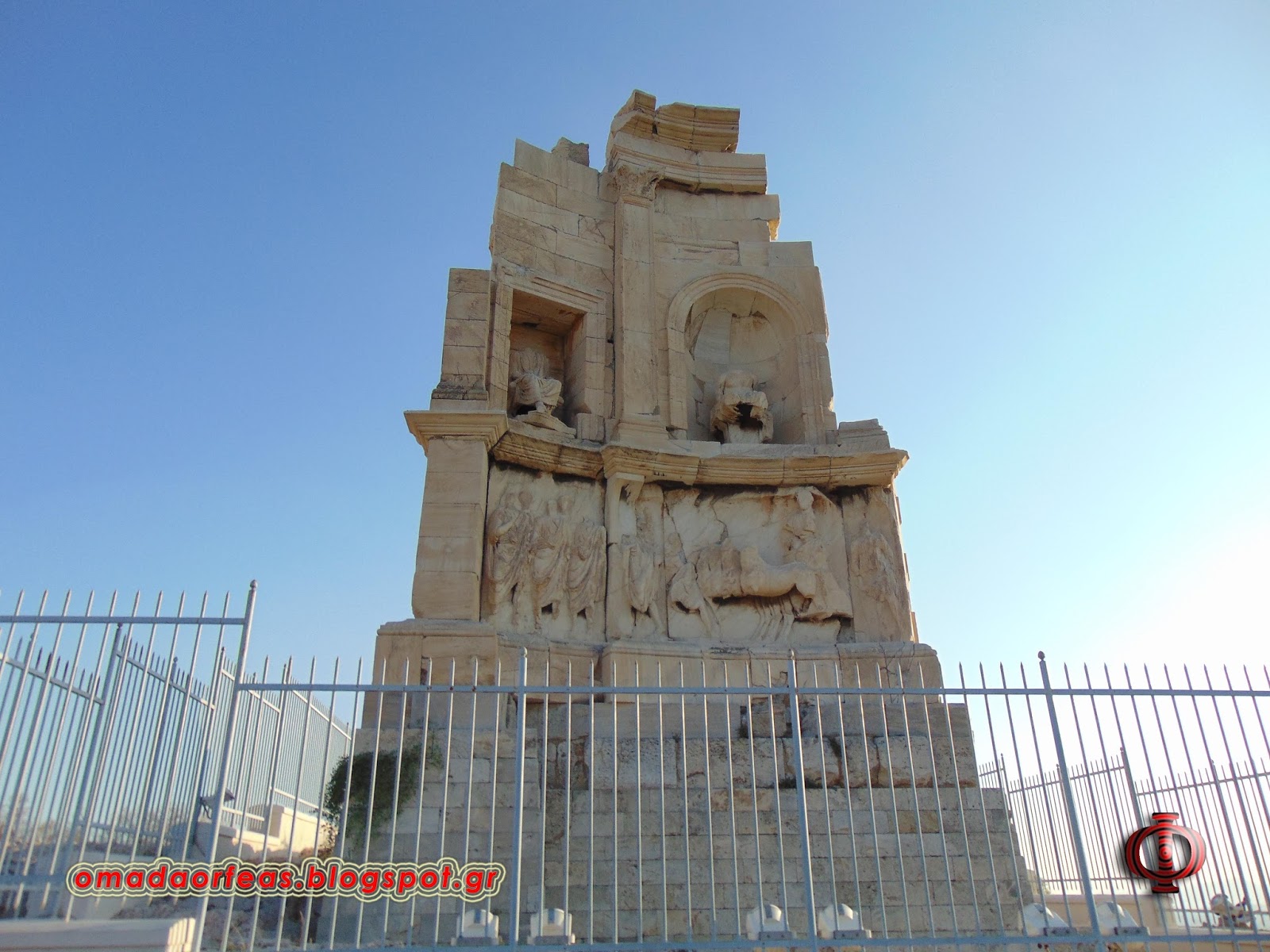 https://tomakedoniko.blogspot.gr: Η ΑΓΝΩΣΤΗ ΠΛΕΥΡΑ ΤΟΥ ΛΟΦΟΥ ΦΙΛΟΠΑΠΠΟΥ ...