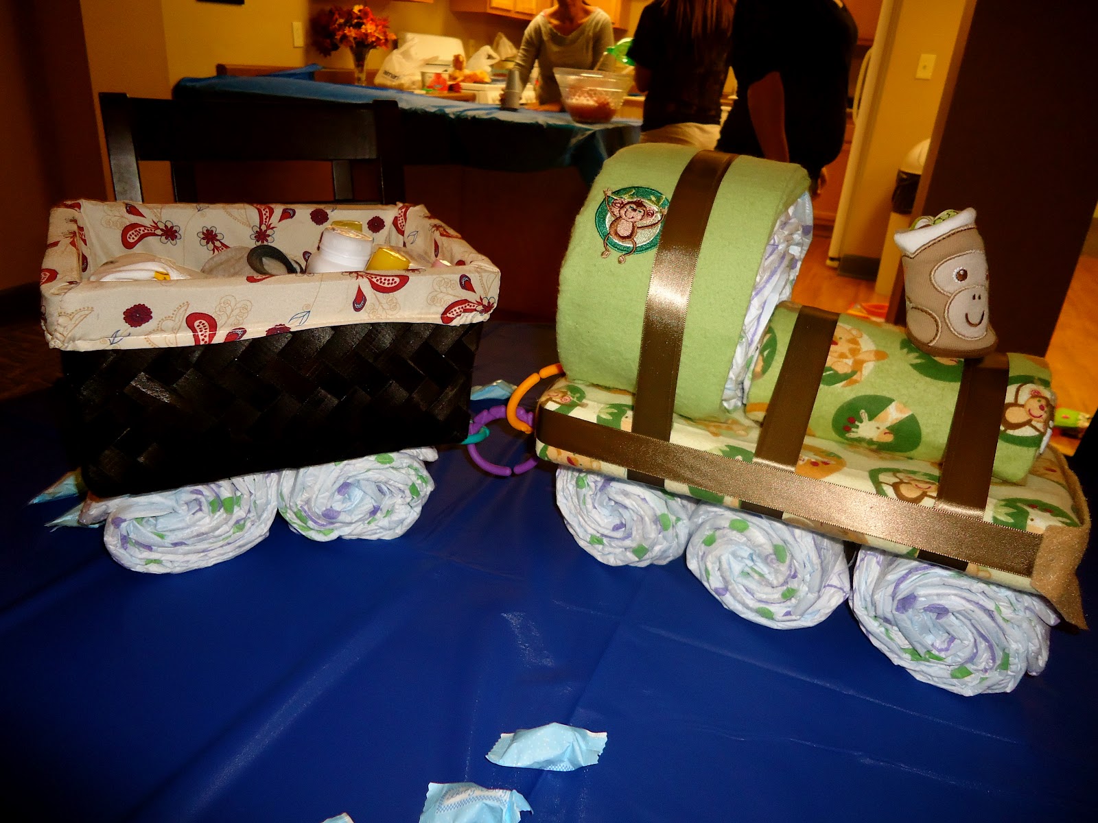 Sisters on Blackwell: Homemade Train Baby Shower Centerpiece