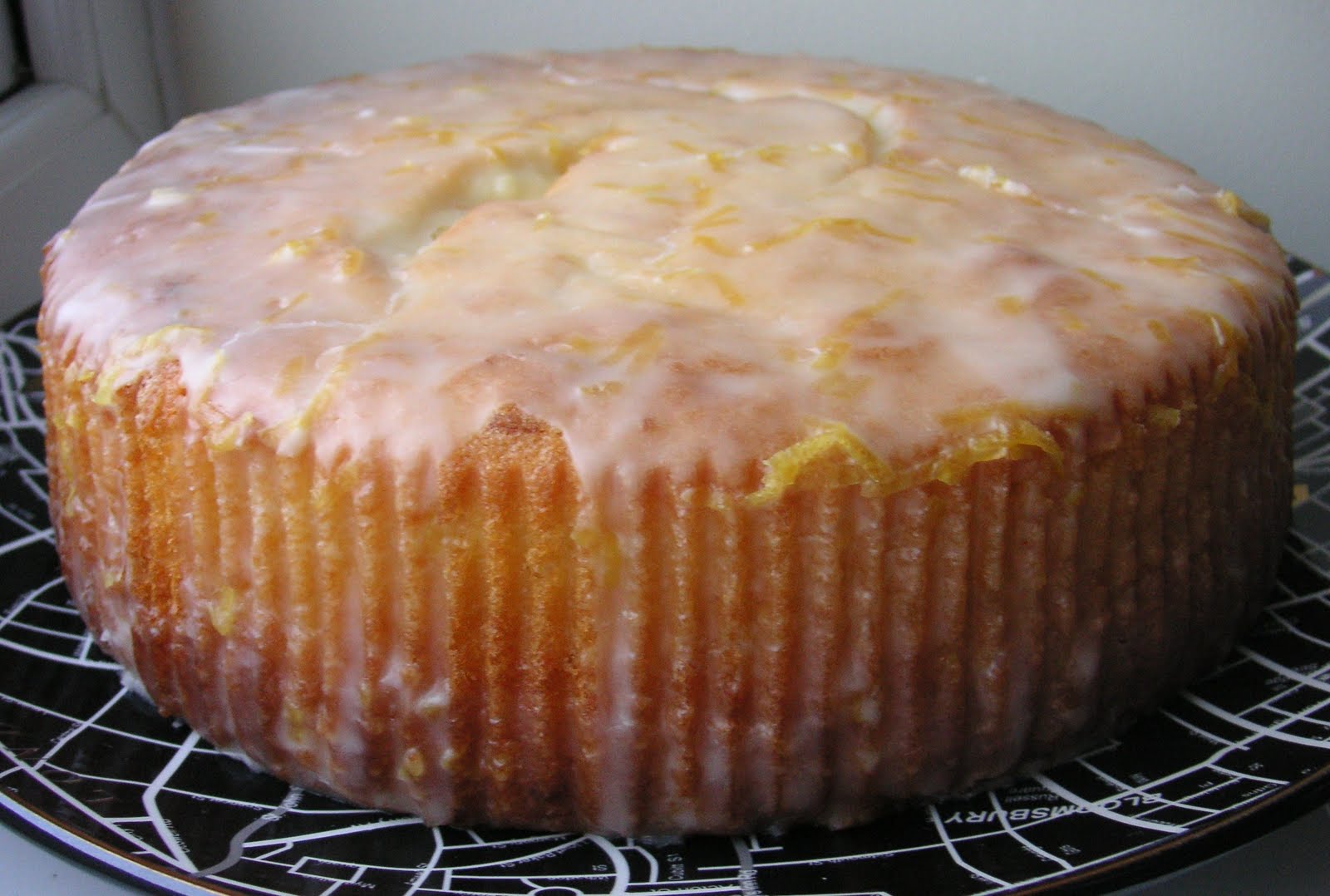 The Caked Crusader: Famous Faces’ Favourite Fancies - Lemon drizzle cake