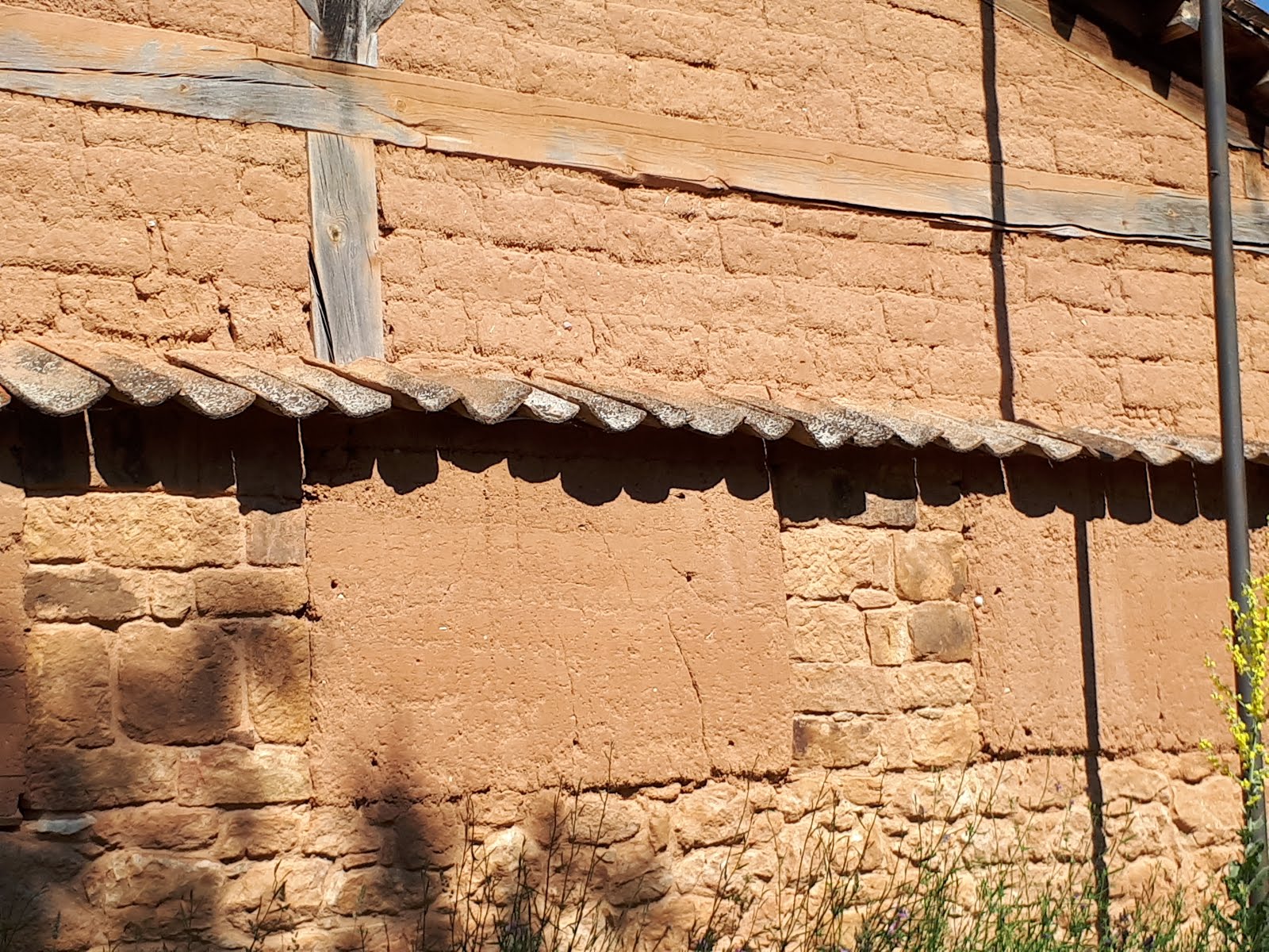 Fermín Font. Arquitecto Técnico: INTERVENCIÓN EN LOS MUROS DE TAPIA DE ...