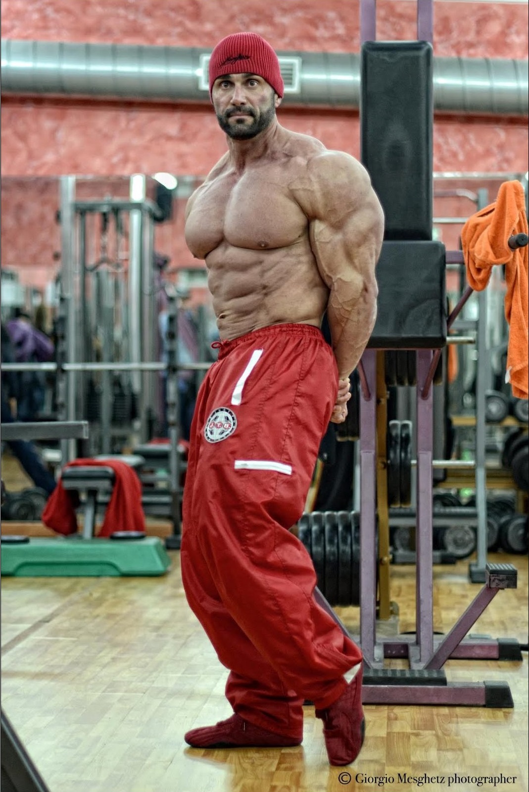 Muscle Lover: Italian muscle beast Alessandro Grassi