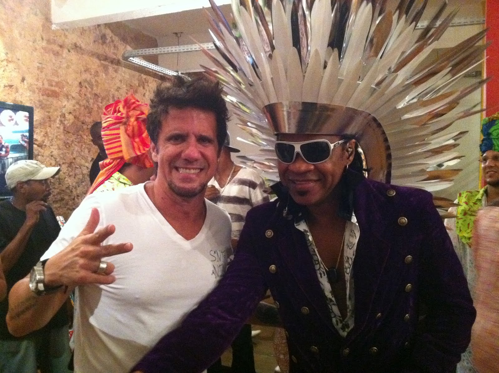 SALVADOR POR STEFANO DIAZ: Tuca celebra com Brown a Indicação ao Oscar