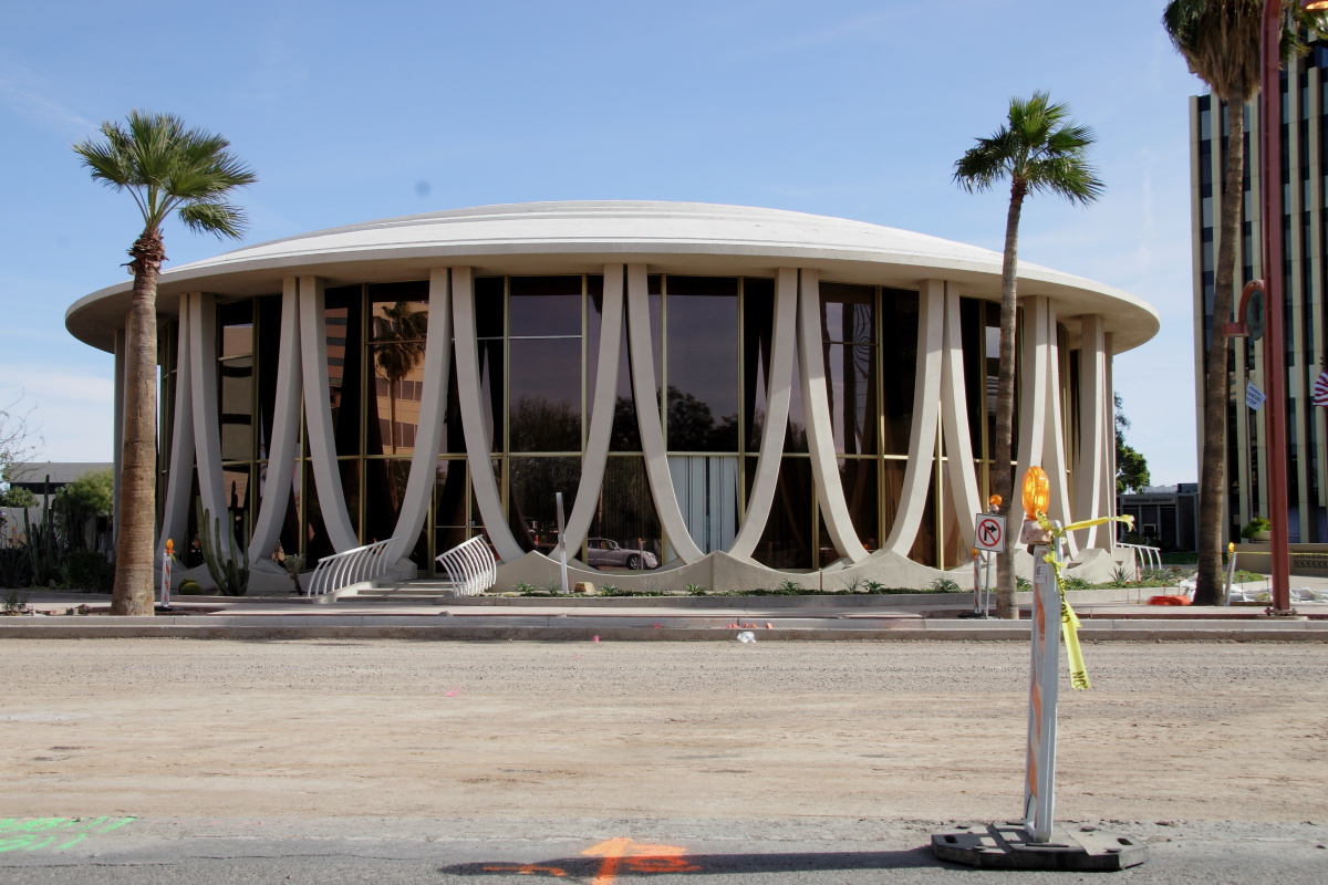 eat, drink, men, women 飲食男女: phoenix modern architecture - part 1