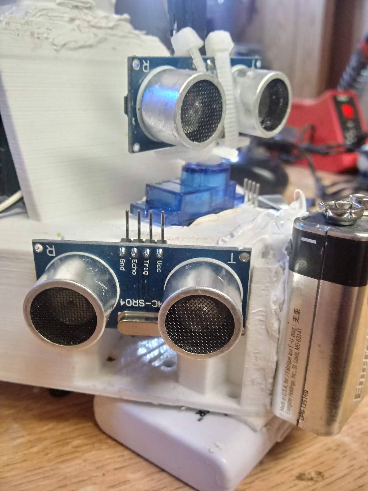 64. Arduino object following robot