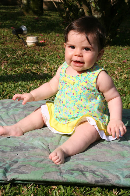 MAX: BEBEZINHA LINDA E MARAVILHOSA