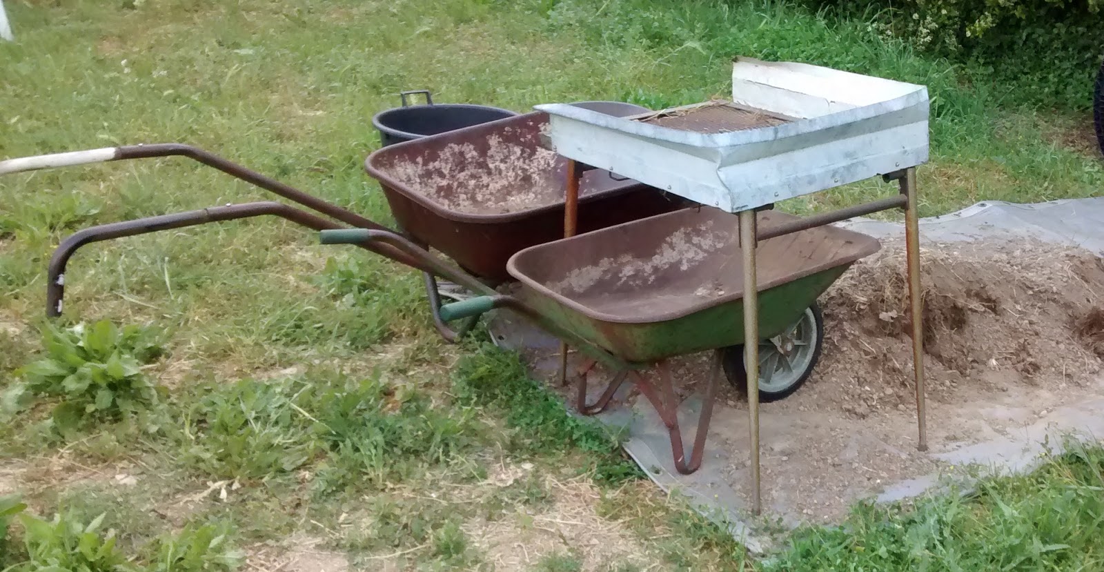 grinchou-blog: Tamiser, cribler de la terre