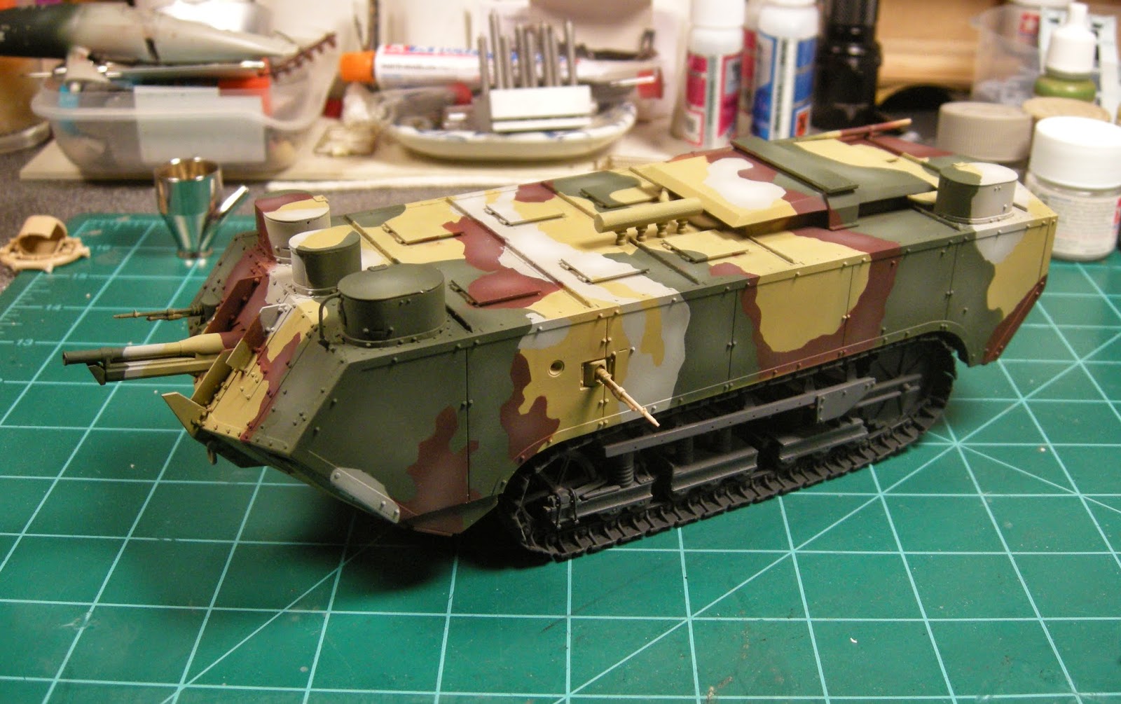 MODEL OTAKU: French WW1 Heavy Tank - St. Chamond
