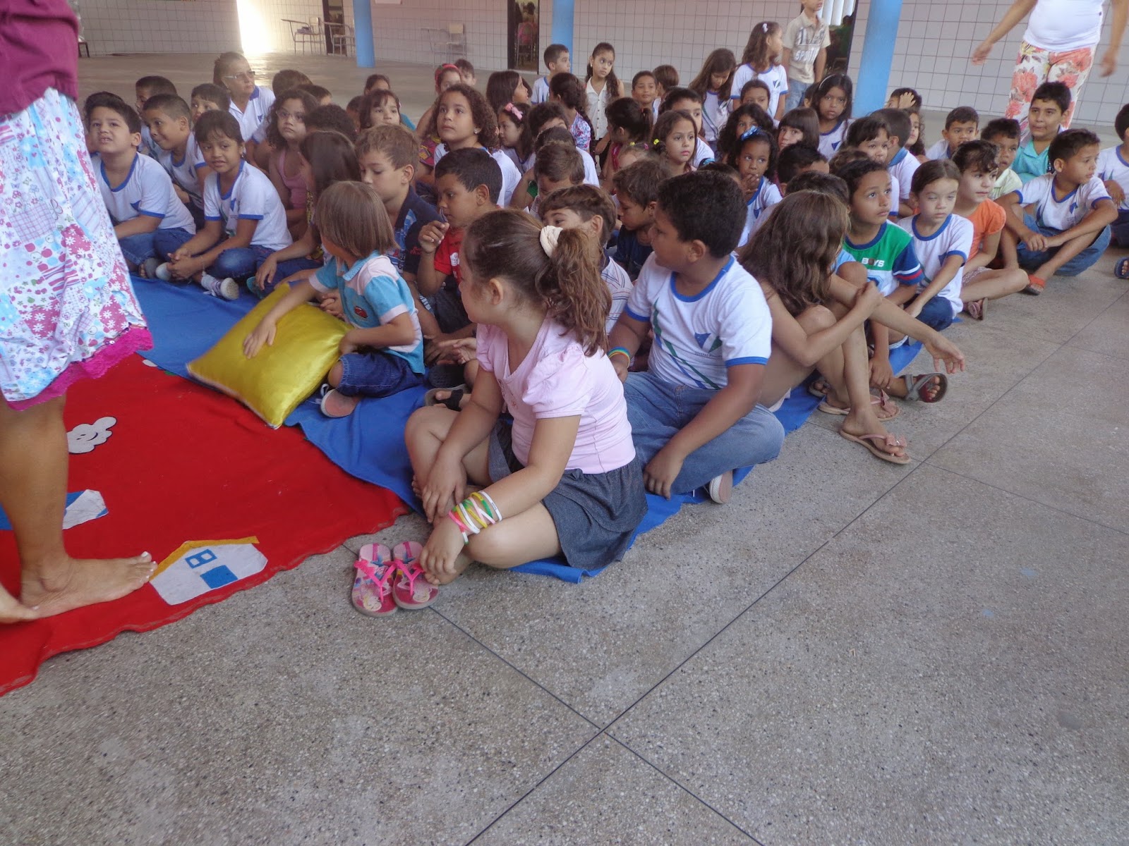 TASSO JEREISSATI EEFG: Contação de história: A nuvenzinha triste