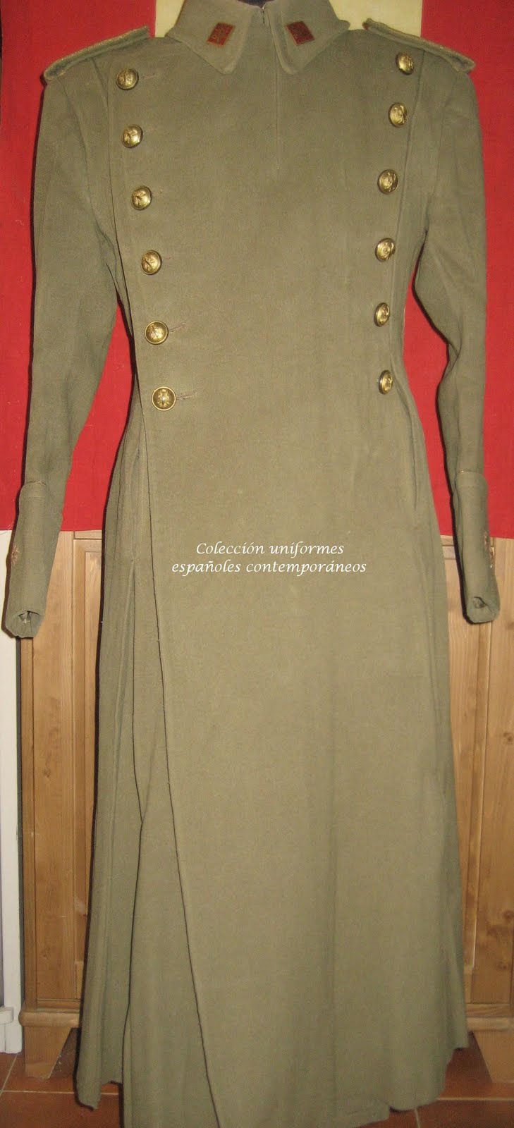 Uniformes españoles contemporáneos del ejército español: agosto 2011