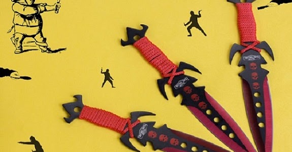 throwing knives: How to Properly Throw a Throwing Knife?