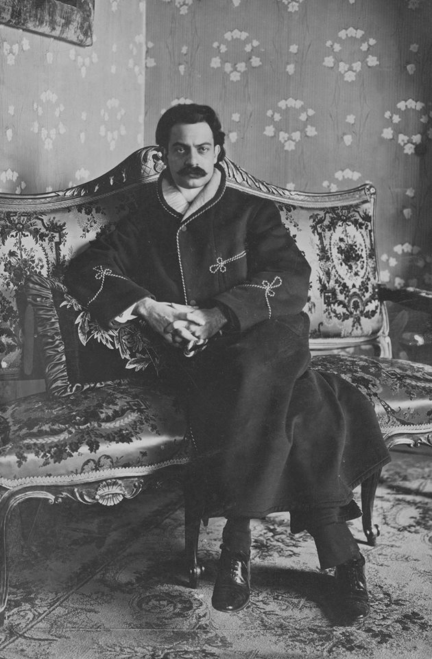 Efemérides. 29 de julio de 1957: Fallece Ricardo Rojas. En 1982 se ...