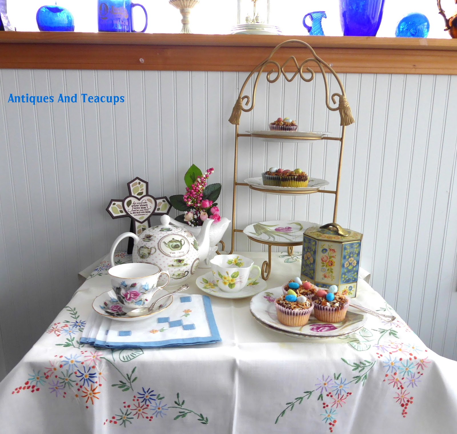 Antiques And Teacups: April 2017