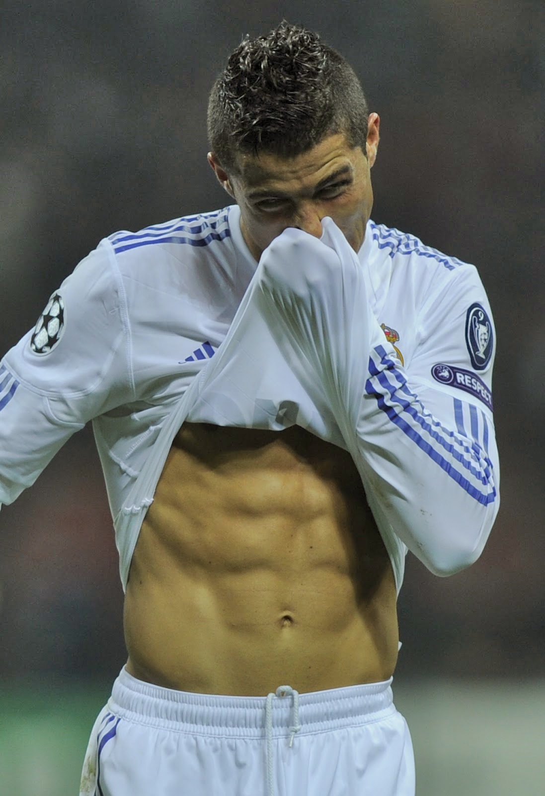 WE LOVE HOT GUYS: Cristiano Ronaldo, hot abs