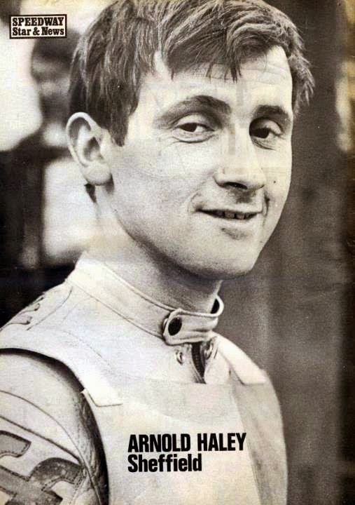 Nigel Boocock's Instagram, Twitter & Facebook on IDCrawl