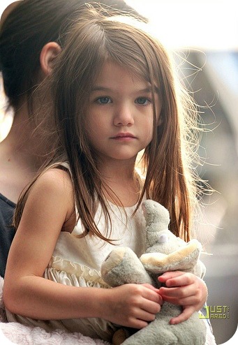 Kanubeea Hair Clip: Rambut Cantik Si Lucu Suri Cruise