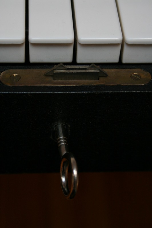 Infrequent Sound [sex.tex] technology: Dr. Böhm CNT