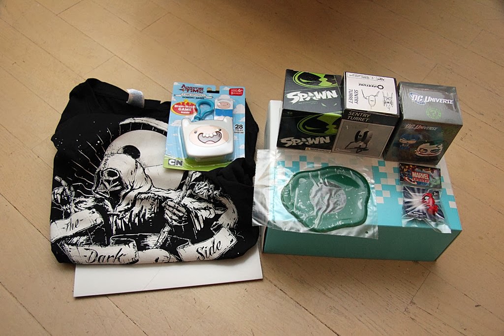 In Box with Mike & Jess: Nerd Block - October, 2013