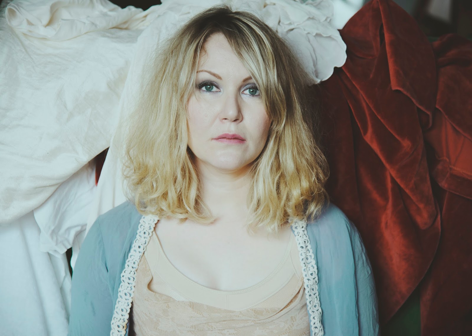 Astrid Swan - Lauran Hibberd - Scott Ruthenberg - TYA