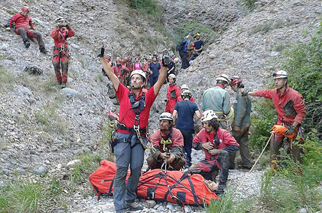 espeleobloc: Rescat a la cova Cuberes