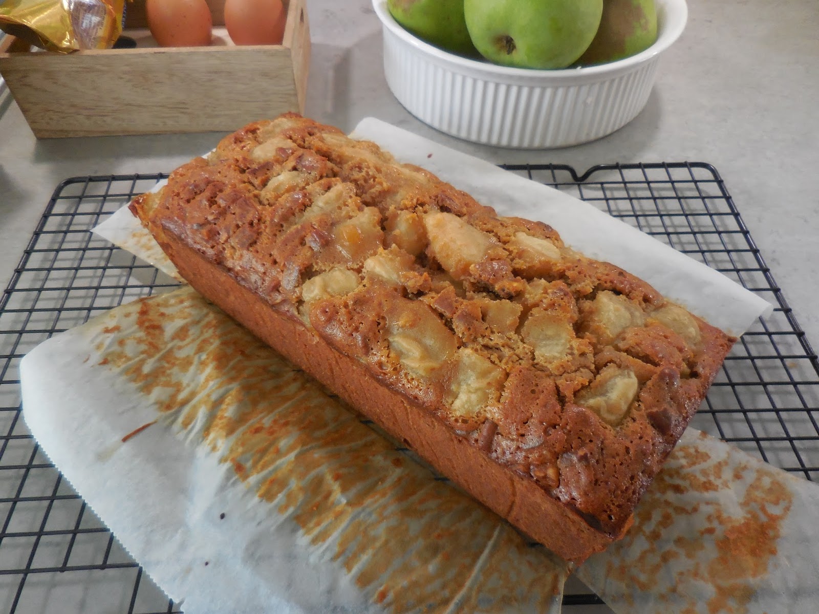 Conny Bakes: Peren en Gemberkoek Pecan Cake uit Steeple Bumpstead