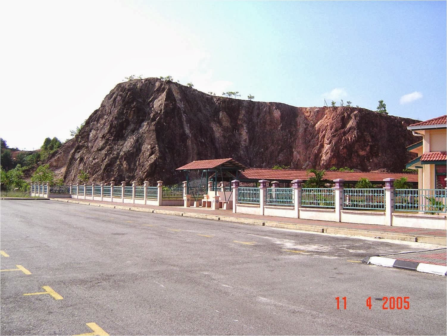 SMK BUKIT RANGIN 25150 KUANTAN: SENI BINA