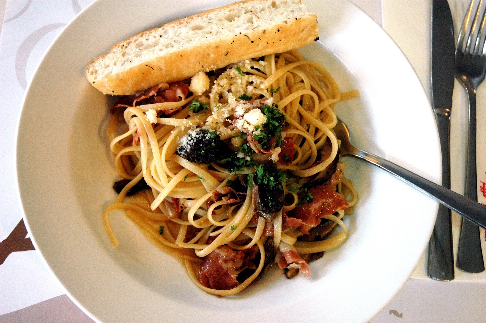 DUDE FOR FOOD: Pasta and Gelato at Amici