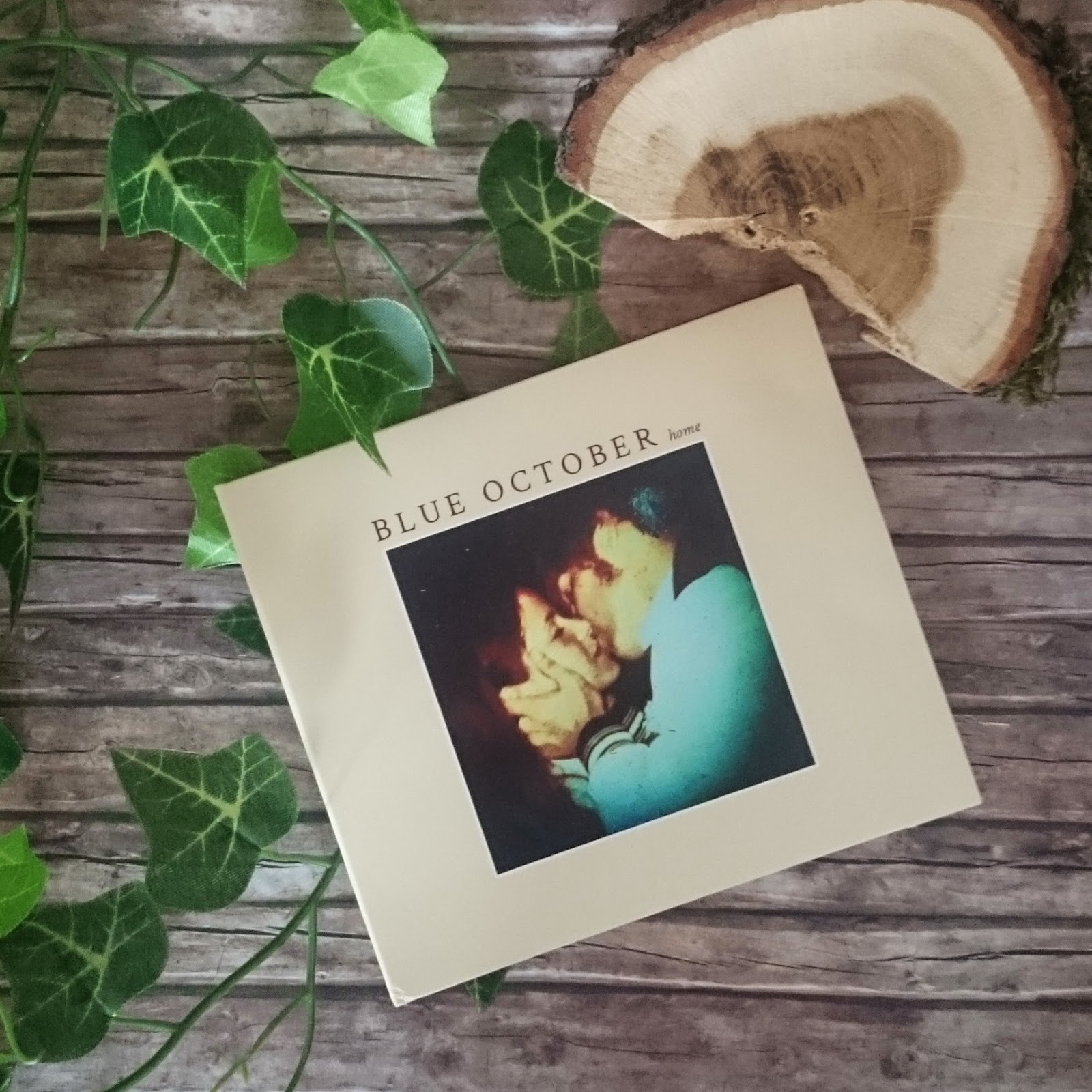 Lucciola: [Music Monday] Blue October - Home