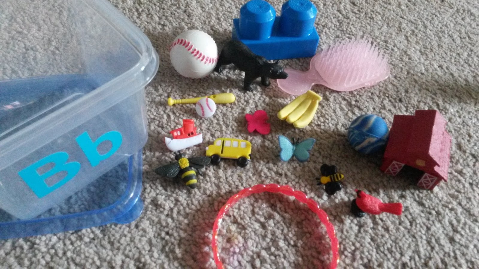 Phonics Tubs | Adventures in Literacy Land