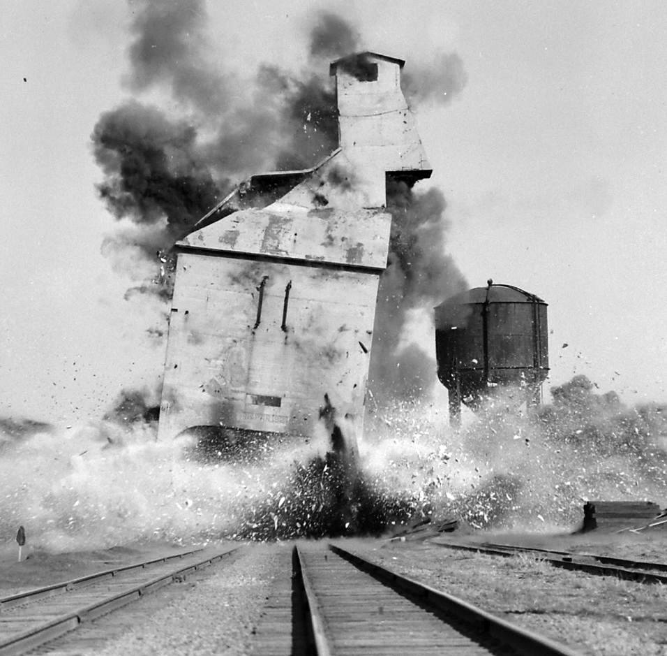 Industrial History: Steam Locomotive Servicing Towers: Coal, Water and Sand