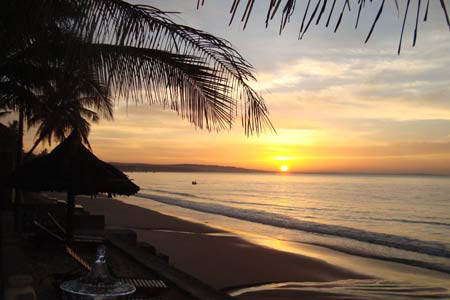 Vietnam Beautiful Beaches: Mui Ne beach – a naturally gifted sea Cape