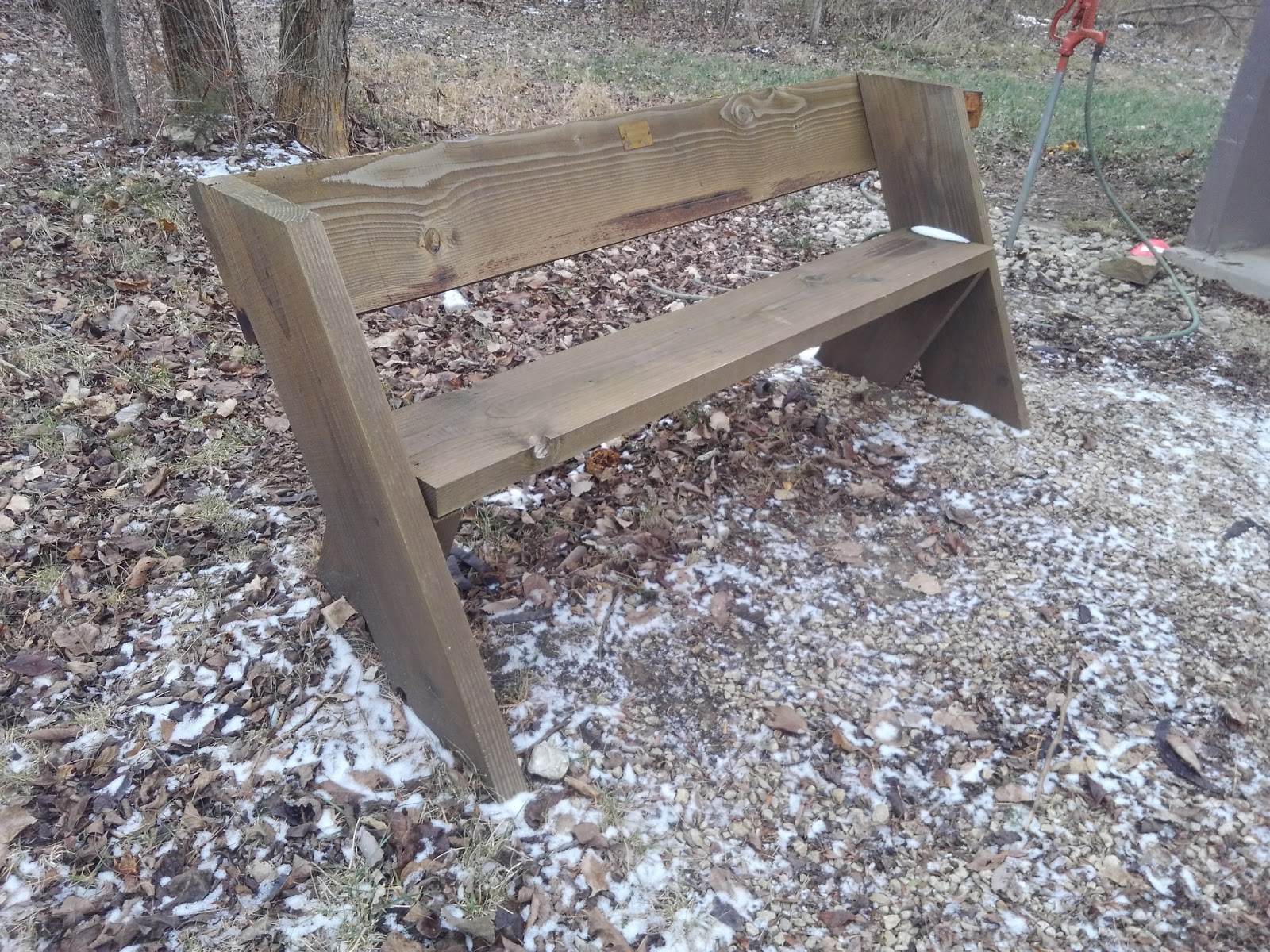 Wired by England by Weird: Interesting Eagle Bench Project Plans