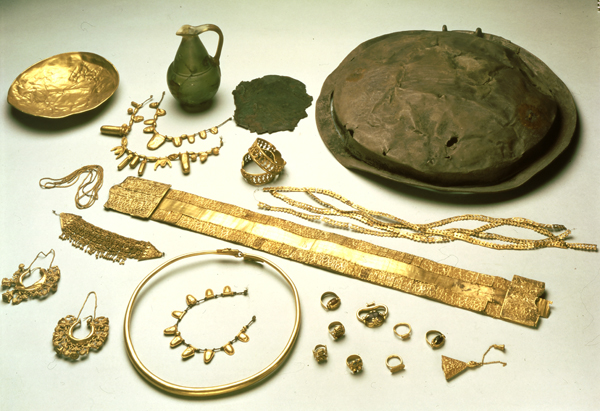 bensozia: The Aliseda Treasure