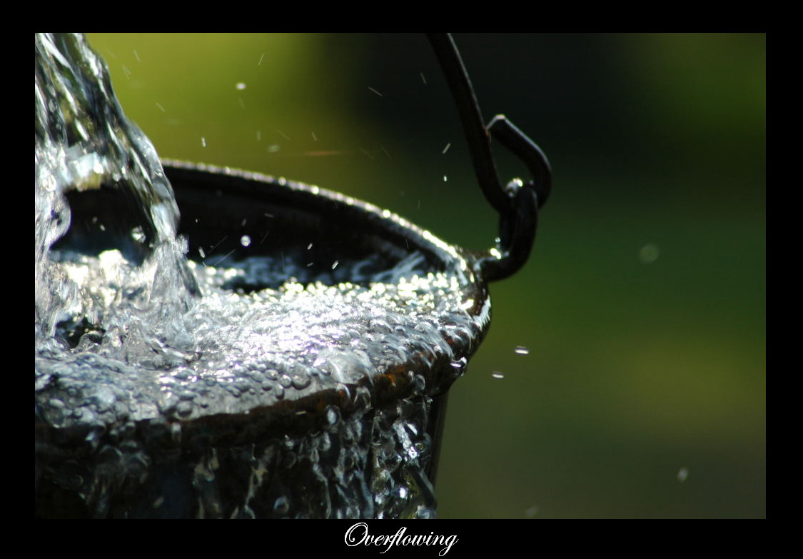 Living In Grace Blog: Overflowing with THANKFULNESS