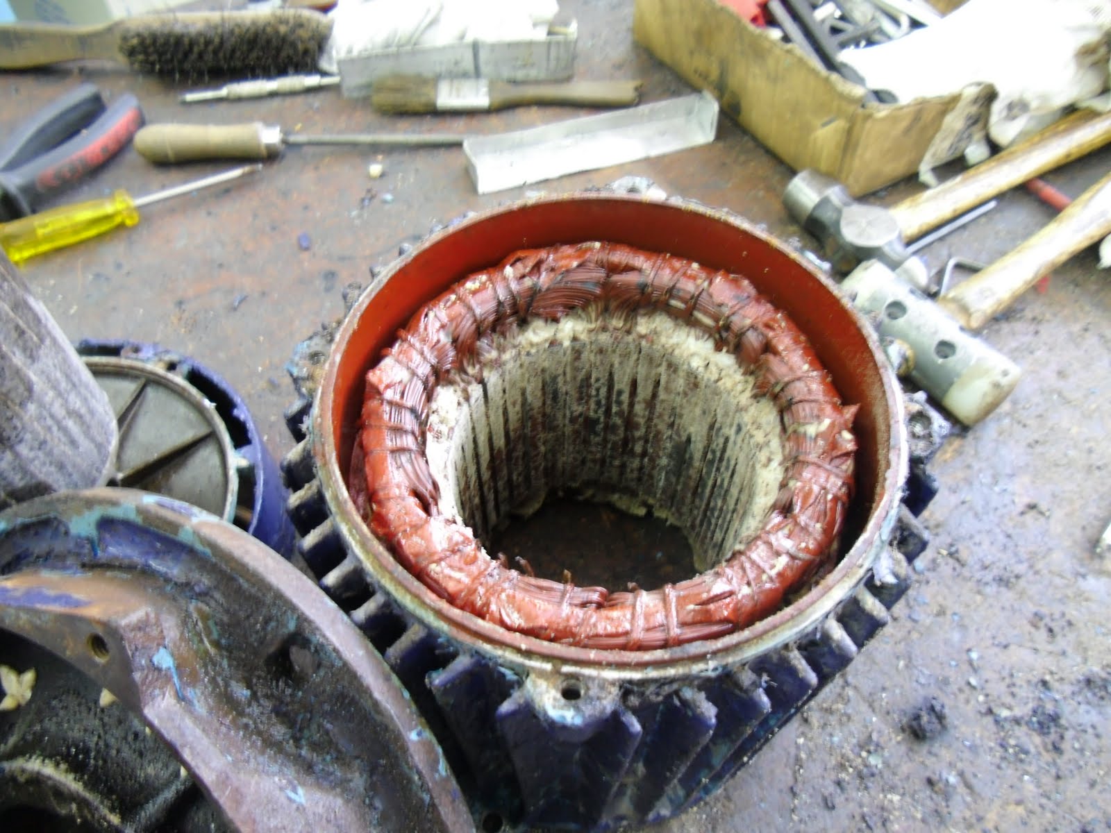 ELECTROMECANICO DE MANTENIMIENTO INDUSTRIAL: REPARACIÓN Y MANTENIMIENTO ... ELECTROMECANICO DE MANTENIMIENTO INDUSTRIAL: REPARACIÓN Y MANTENIMIENTO ...