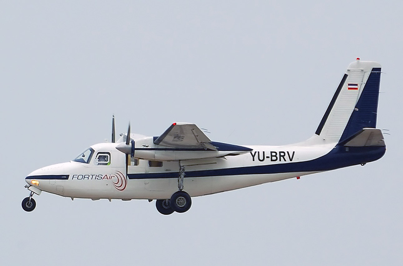 nhungdoicanh: Aero Commander 680