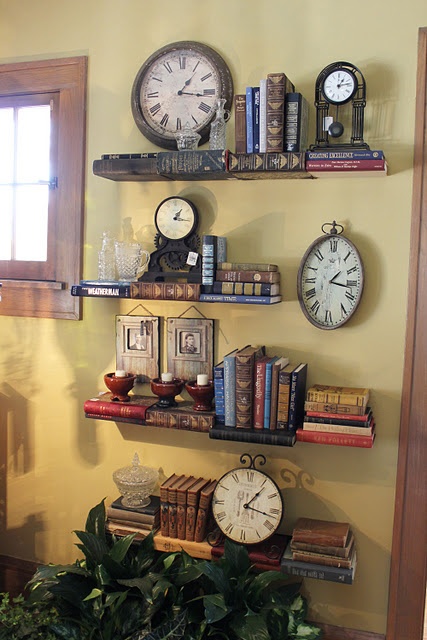Eye For Design: Decorating With Vintage Clocks