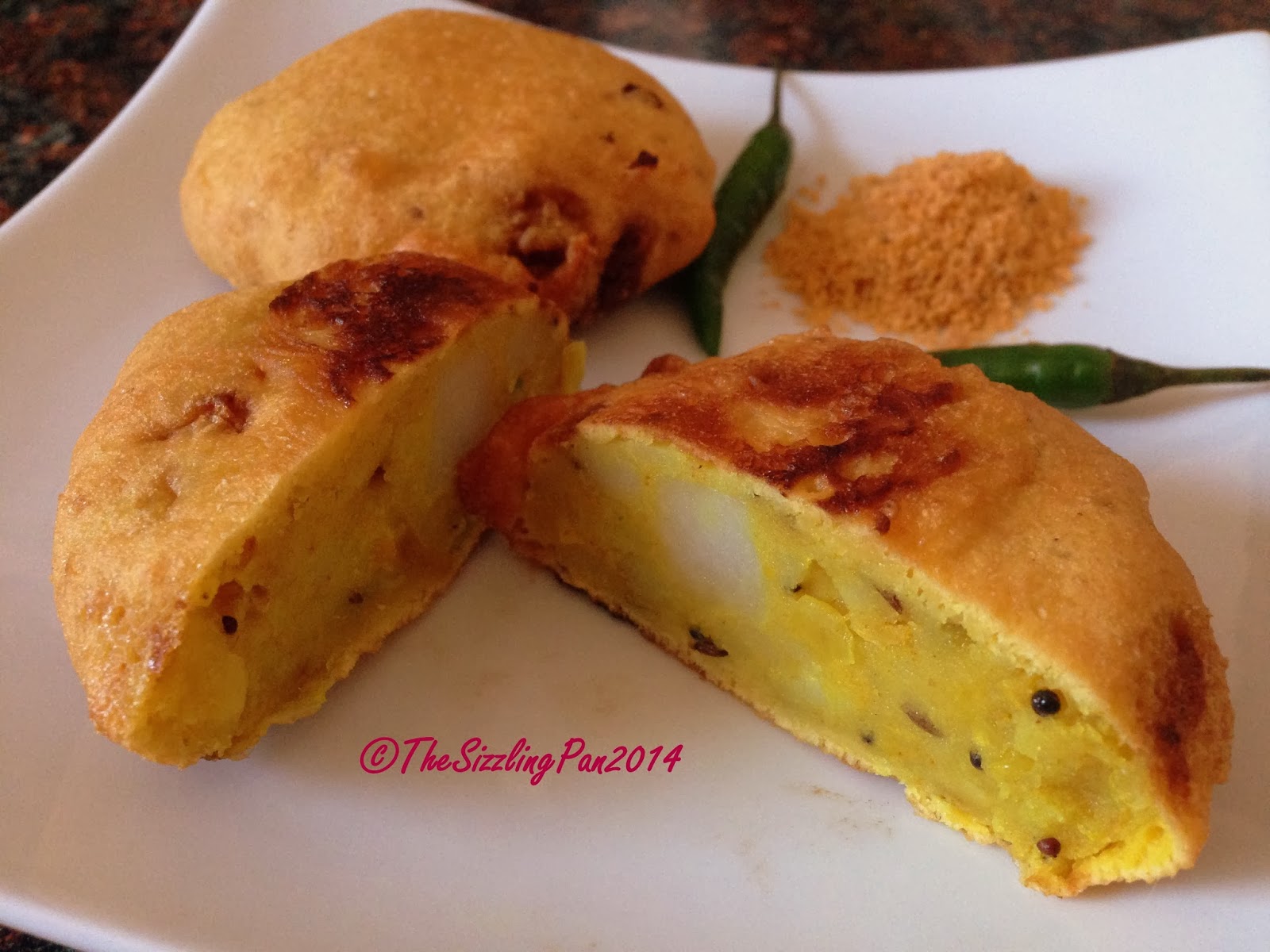 The Sizzling Pan: Spicy Batate Wada